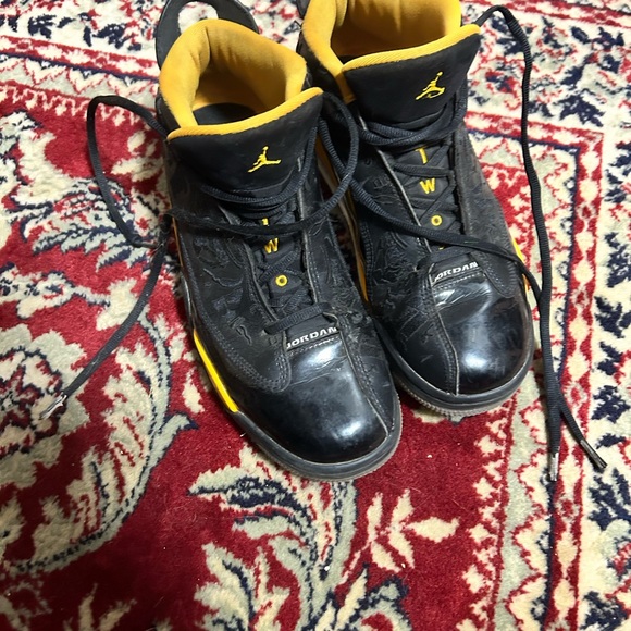 Jordan | Shoes | Big Kids Snickers Used About 2 Months | Poshmark